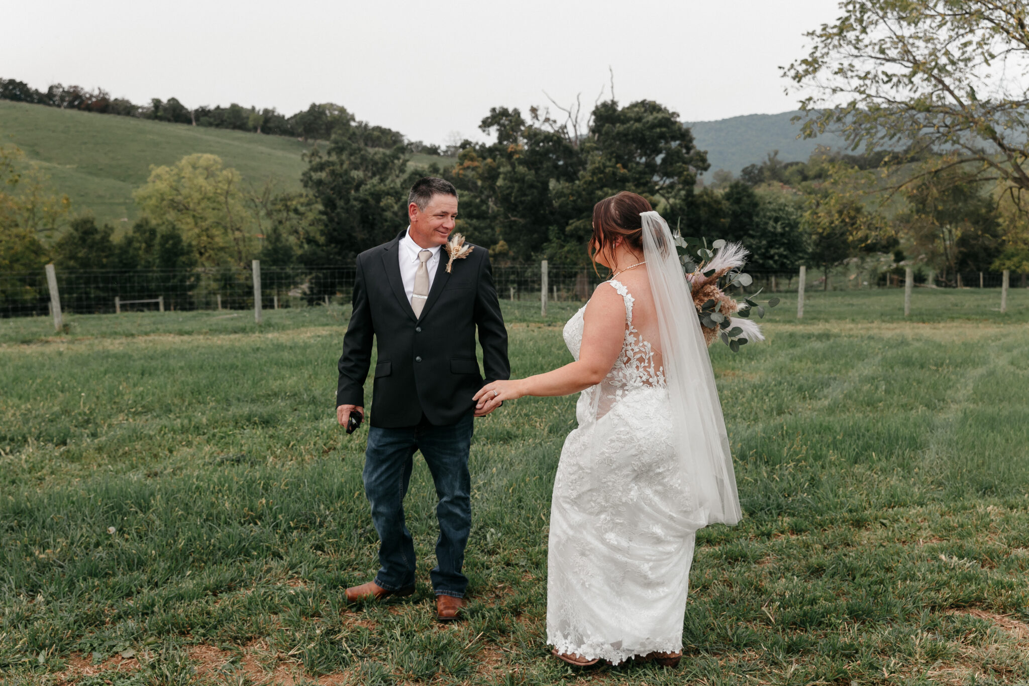 Kaylyn & Bryce – Family Farm Wedding | bcmediaphotos.com